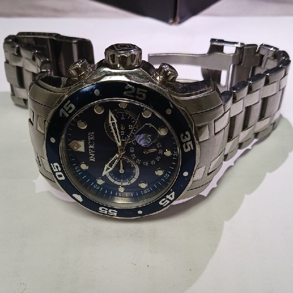 Invicta | Accessories | Invicta Silver And Blue Chronograph Watch ...